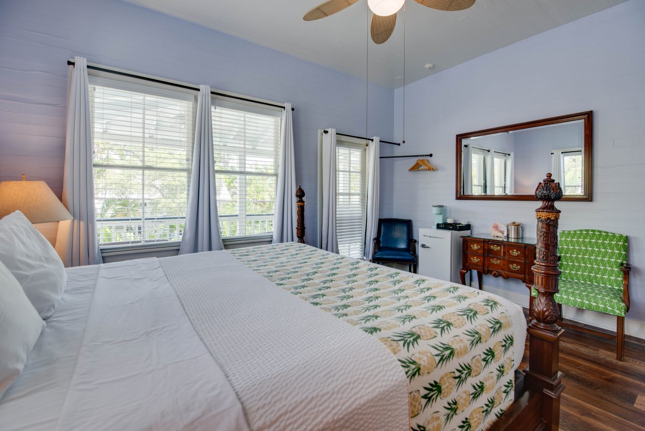 Rooms & Suites | The Porch On Frances Inn